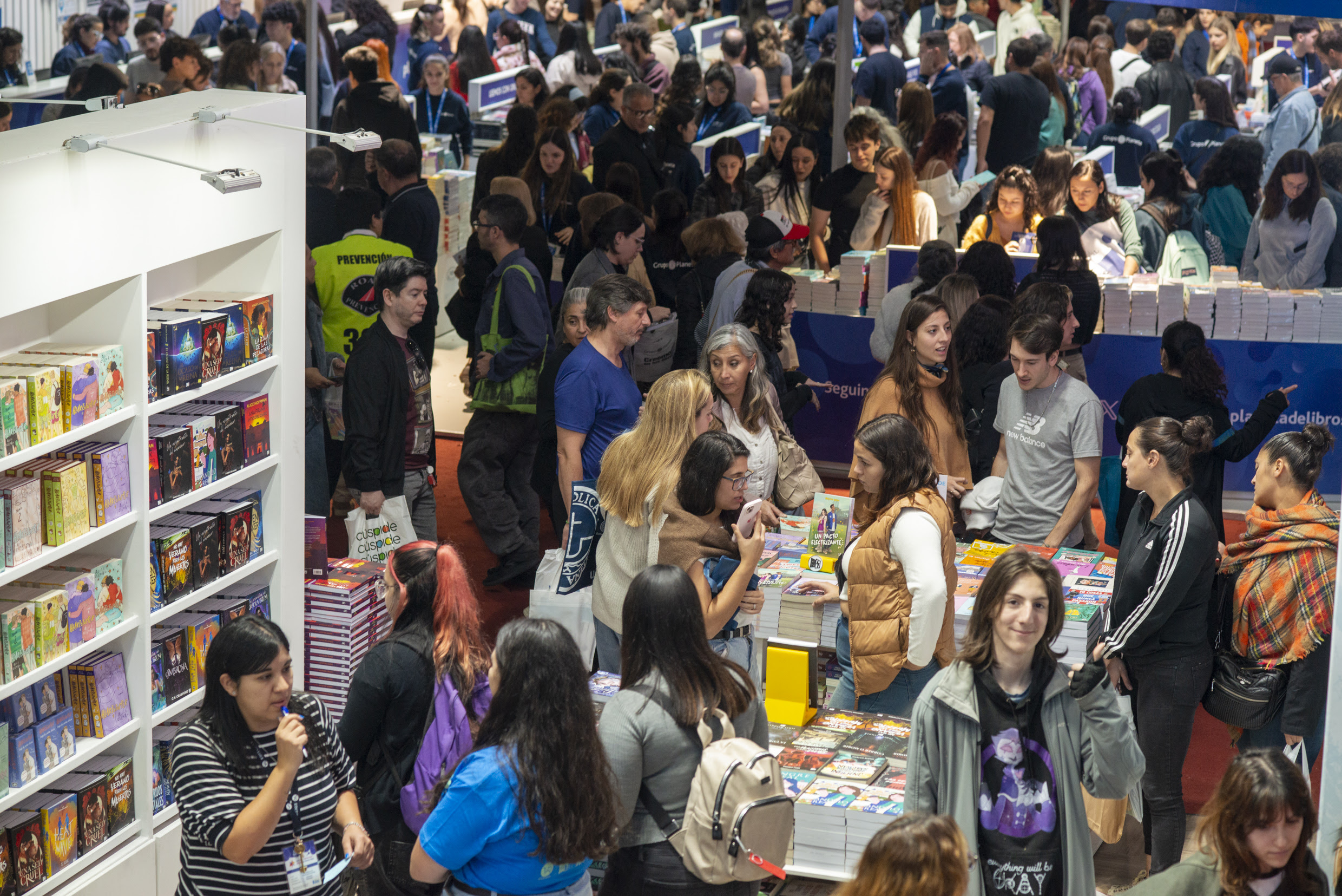Imperdible noche de libros - Infobaires